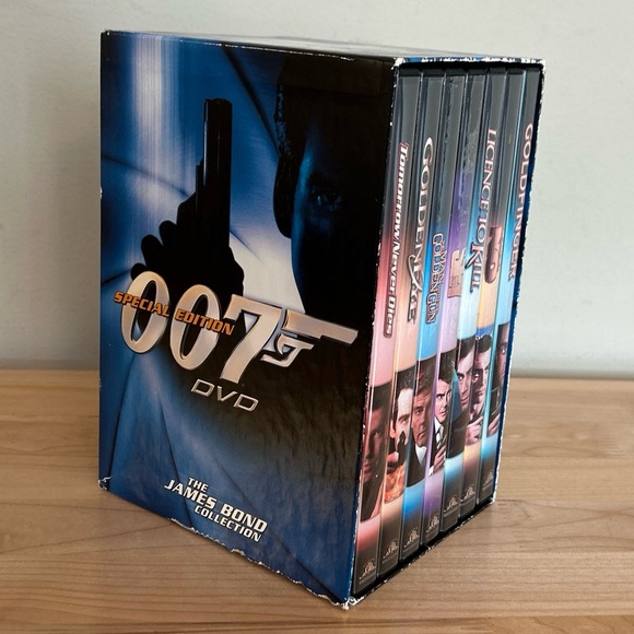 James Bond 007 | Other | The James Bond Special Edition Collection 7 Dvd Set Goldfinger Spy Who ...